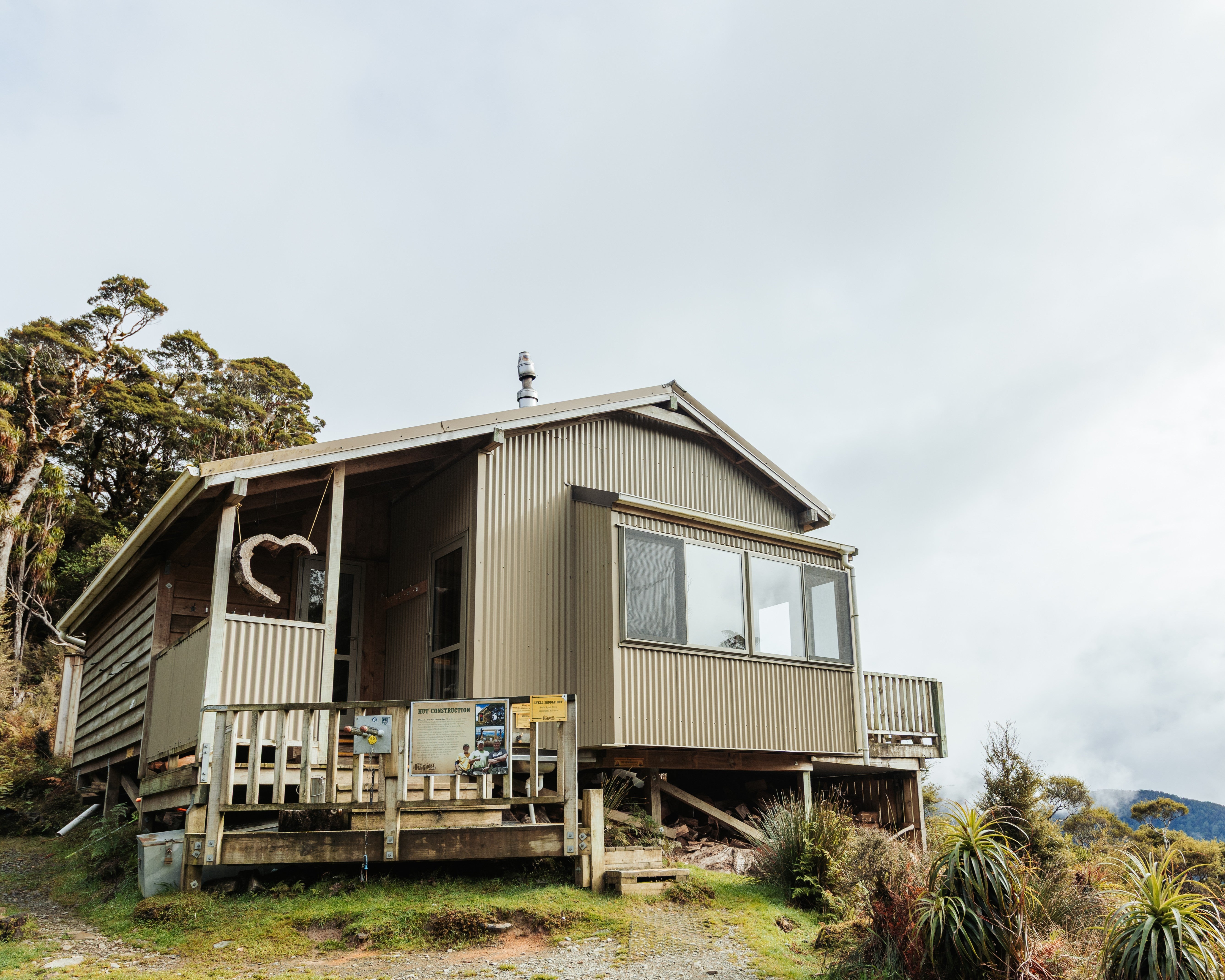 Hike to Lyell Saddle Hut, Kahurangi National Park – MD Outdoors